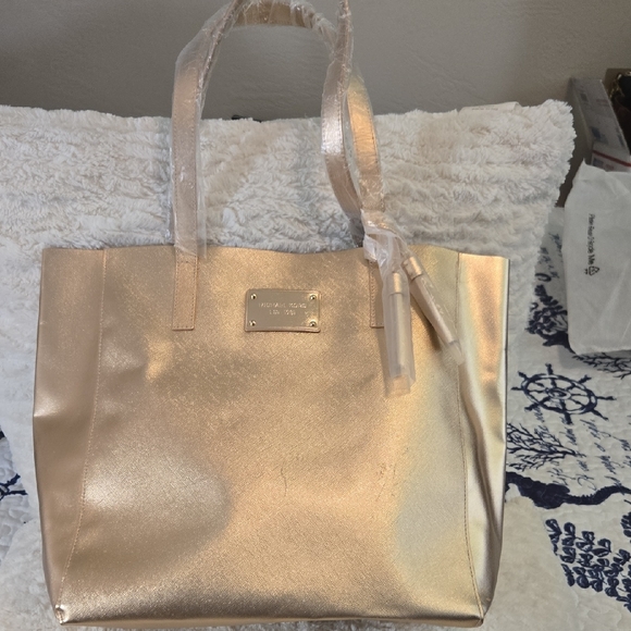Michael Kors | Bags | Michael Kors Gold Metallic Tote New With A ...